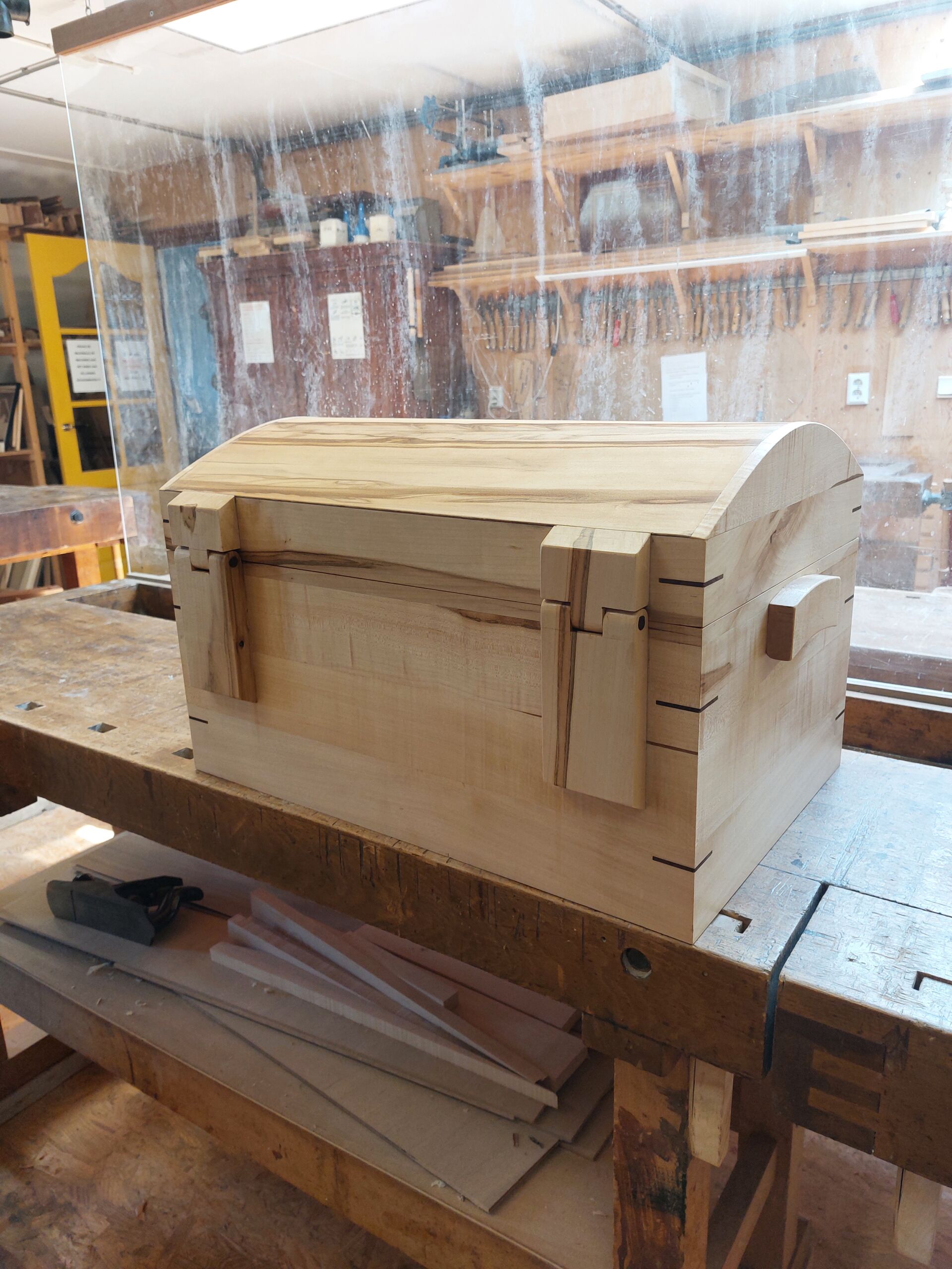 Kist - Meubelmakersvakschool Egmond